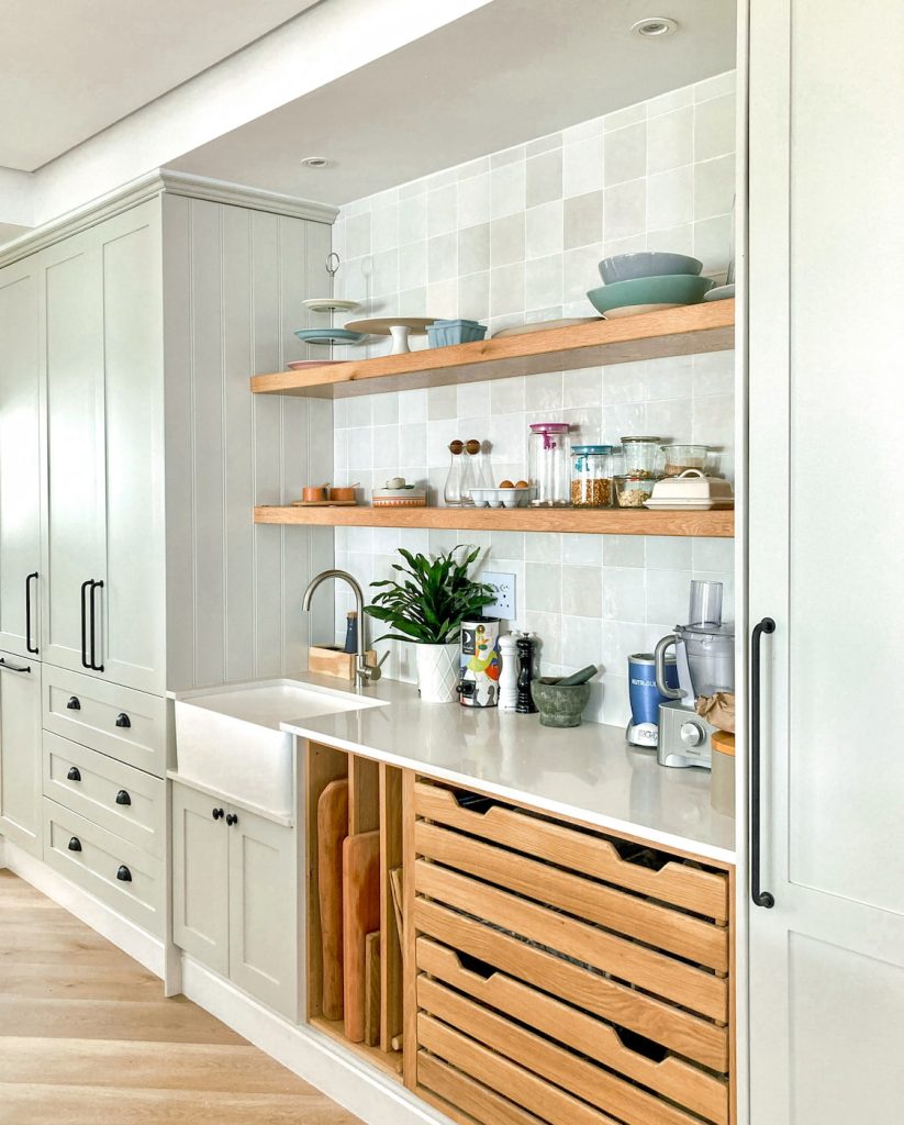 How To Style Shelves: 5 Tips For Elevated Shelf Styling - House Of Kook